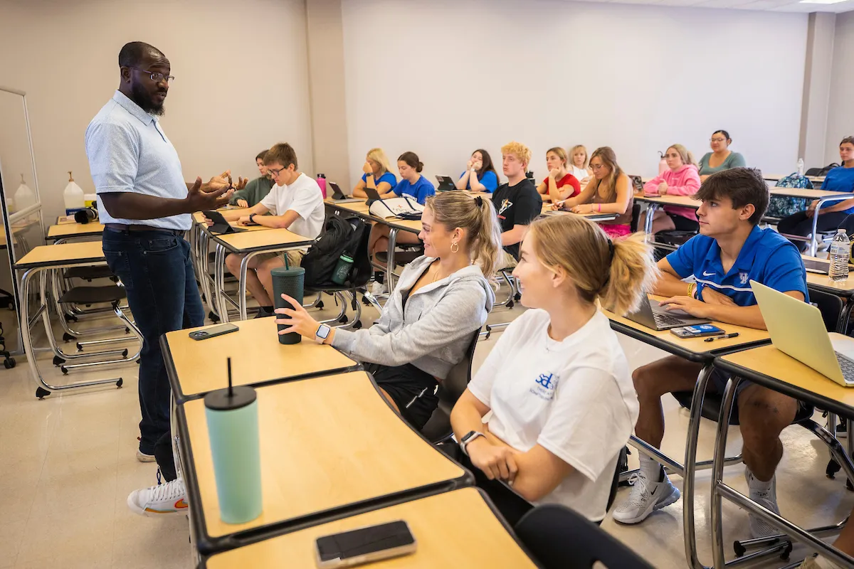 Cis 220 College Of Communication And Information